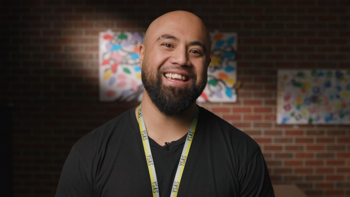 Sione's story: connecting one haircut at a time — YSAS